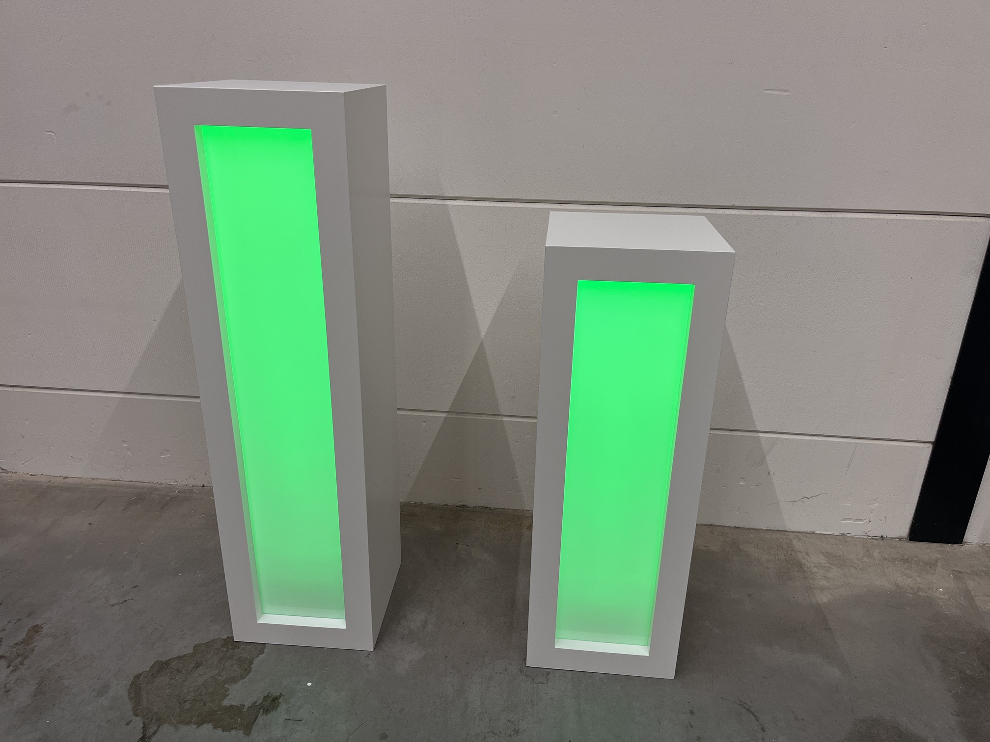 DJ Booth Pillars met LED-verlichting | Extra sfeervolle impact | DJ ...